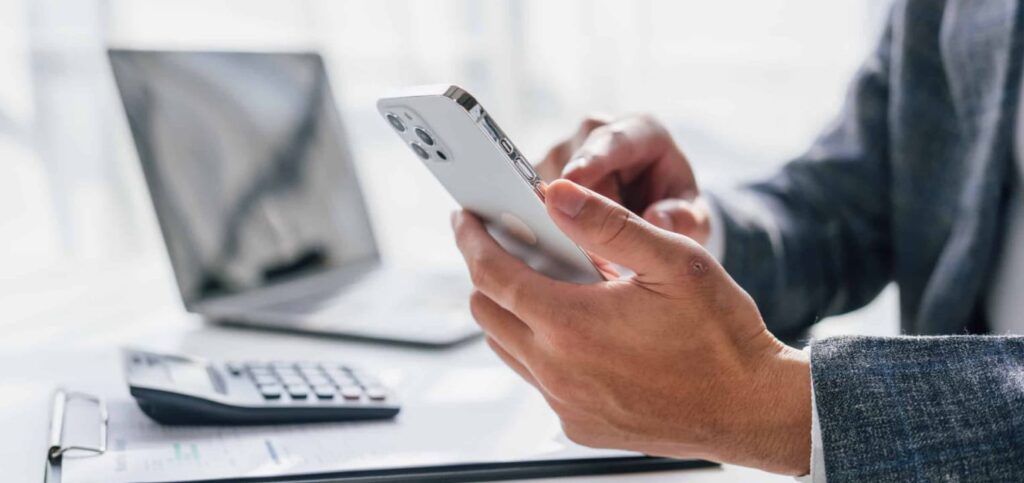 ID scanning for insurance agent apps - Scanbot SDK