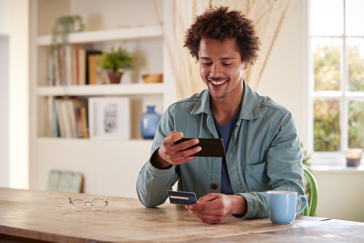 A complete guide: Credit card scanners for mobile apps